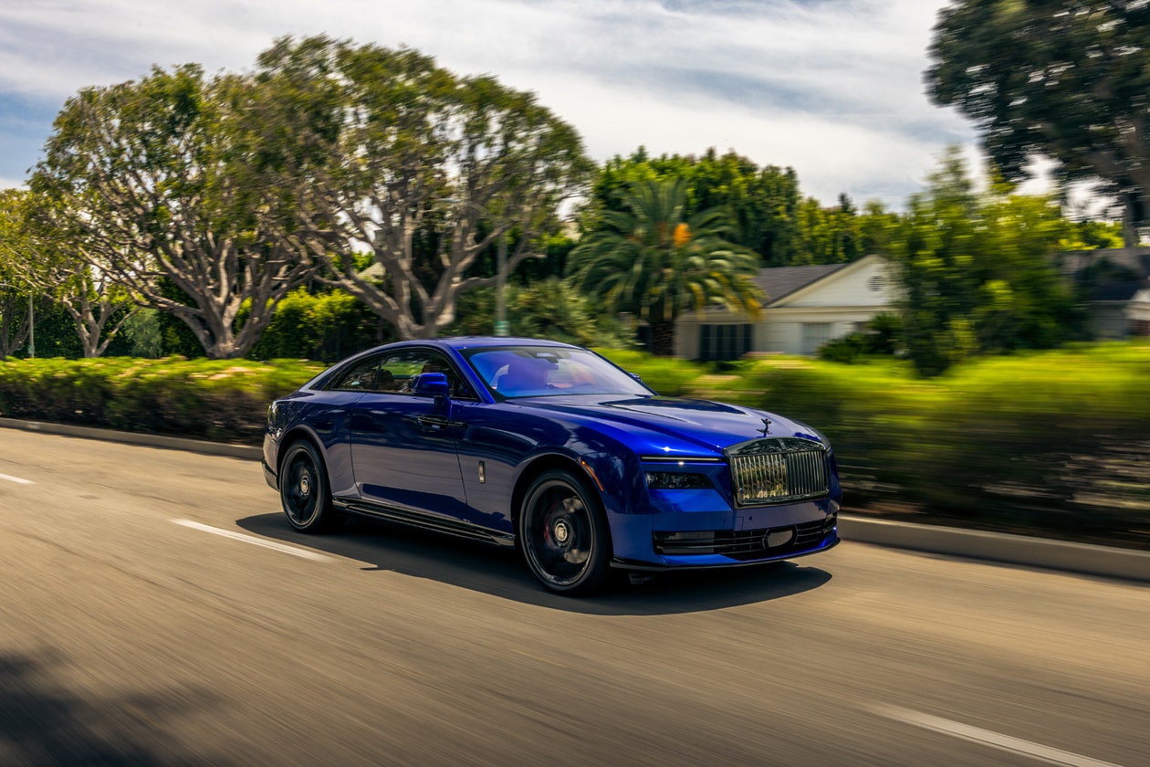 Rolls-Royce Black Badge Spectre Closer Look Photos | Hypebeast