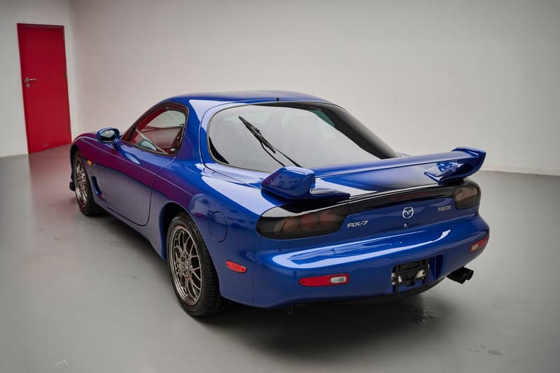 全球限量 1,044 辆极罕有 2002 Mazda RX-7 Spirit R Type A 展开拍卖 | Hypebeast