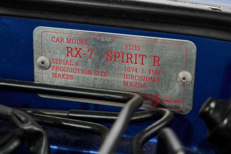 全球限量 1,044 辆极罕有 2002 Mazda RX-7 Spirit R Type A 展开拍卖 | Hypebeast