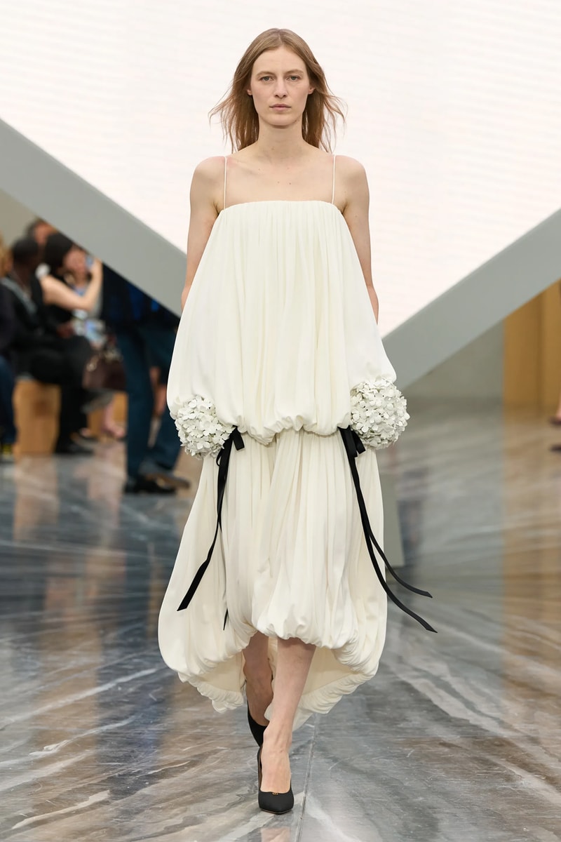 Jonathan Anderson's Debut Dior SS26 Womenswear Collection | Hypebeast