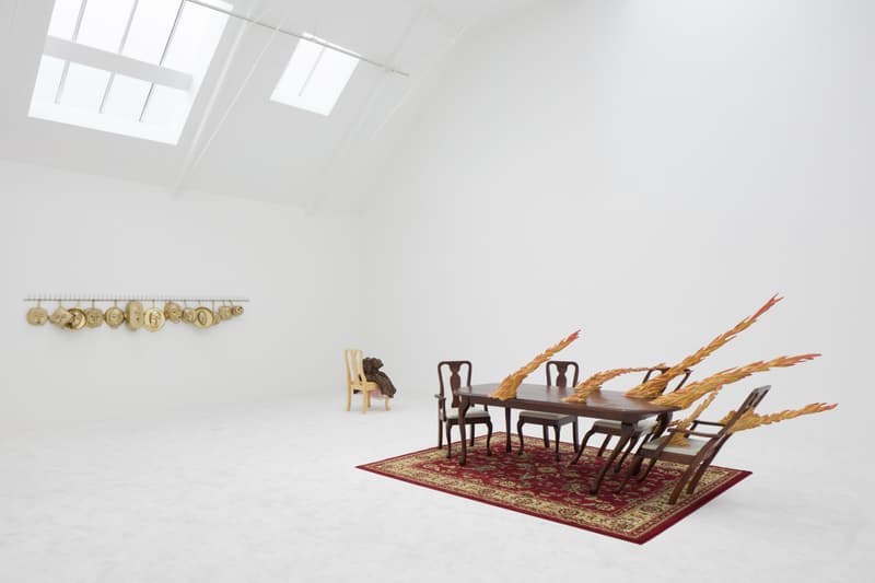 Hugh Hayden 以火與信仰點燃倫敦 Lisson Gallery｜木雕個展 Hughmanity | Hypebeast