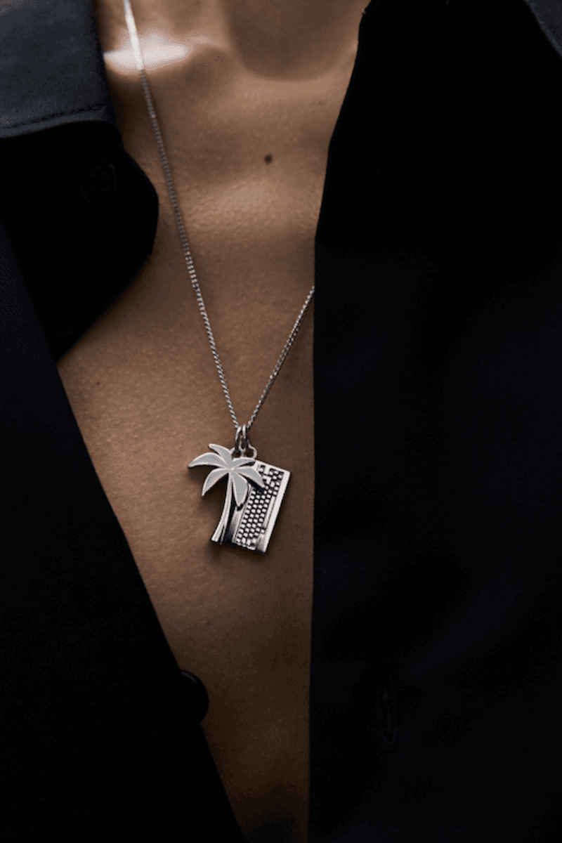 Avgvst Berlin Unveils Its Interchangeable Jewelry Collection in ...