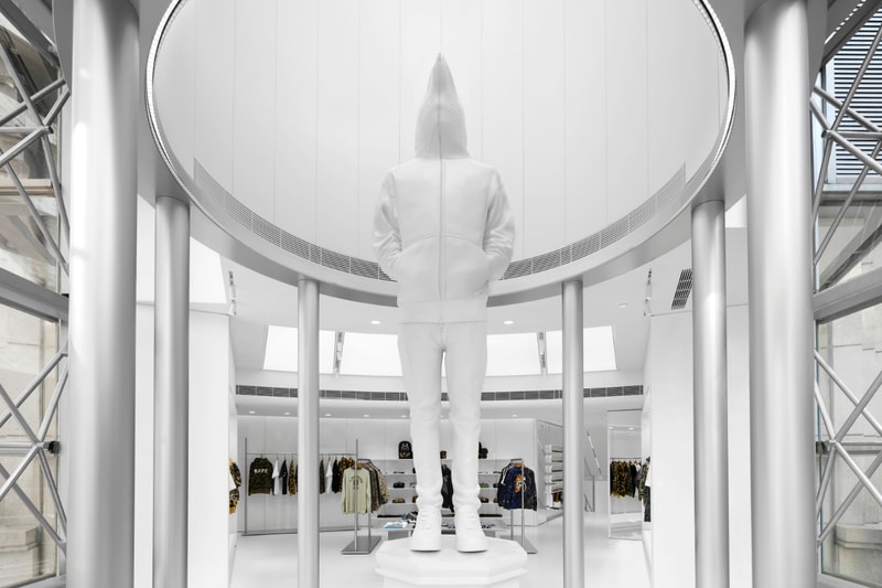 BAPE lança sua primeira concept store e café all white em Hong Kong ...