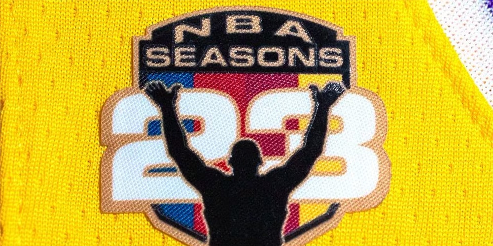 LeBron James 23 Seasons Patch Links Lakers Jersey to Topps Cards ...