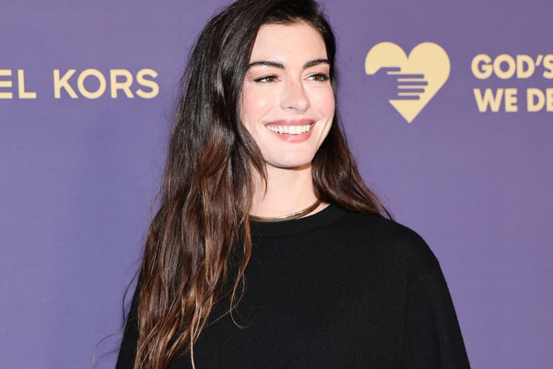 Anne Hathaway Resmi Bintangi Serial True Crime Fear Not | Hypebeast