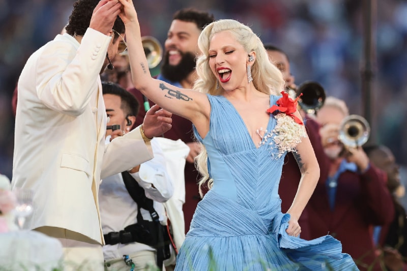 Fit Check: Lady Gaga in Custom LUAR bei Bad Bunny’s Super Bowl LX ...