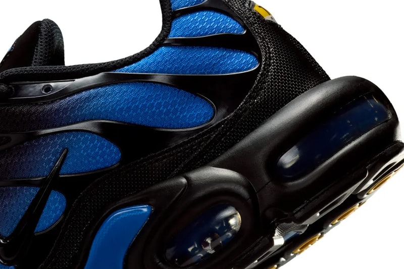 Official Look Nike Air Max Plus "Black/Blue Crystal" | Hypebeast