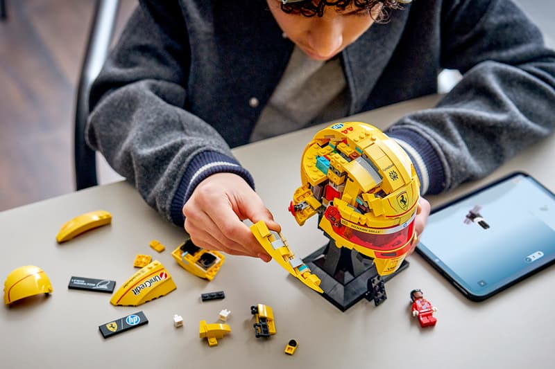 LEGO Lewis Hamilton e Charles Leclerc – novos capacetes Scuderia ...