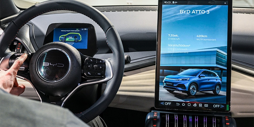 Nvidia DRIVE Hyperion to Power Uber Robotaxis by 2027 | Hypebeast