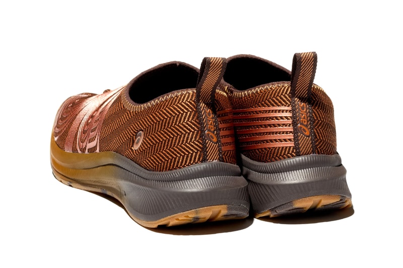 ASICS LYASA FF Tabi Caramel/Rose Gold & Grey/Silver | Hypebeast