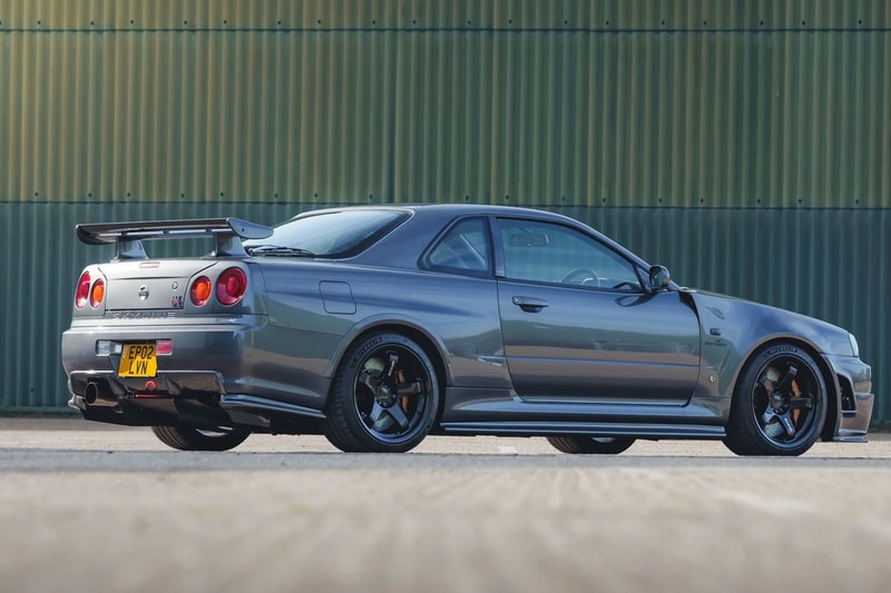 五台 Nissan R34 Skyline GT‑R 罕见珍藏即将登上拍卖场 | Hypebeast