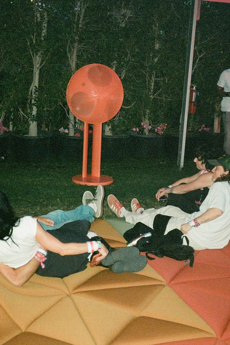 Paulin, Paulin, Paulin Custom "Dune" Sofa Sanctuary Justin Bieber ...