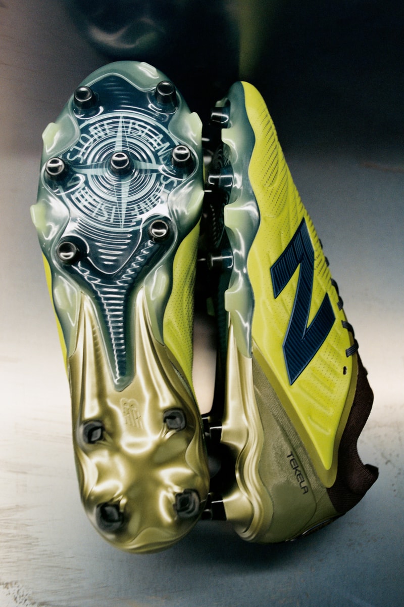 Lo scarpino New Balance di Stone Island è termoreattivo | Hypebeast