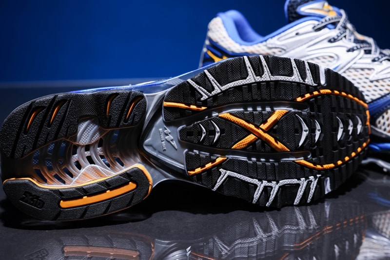 Mizuno WAVE PROPHECY 1 “Yellow/Blue” & “Red/Gold” | Hypebeast