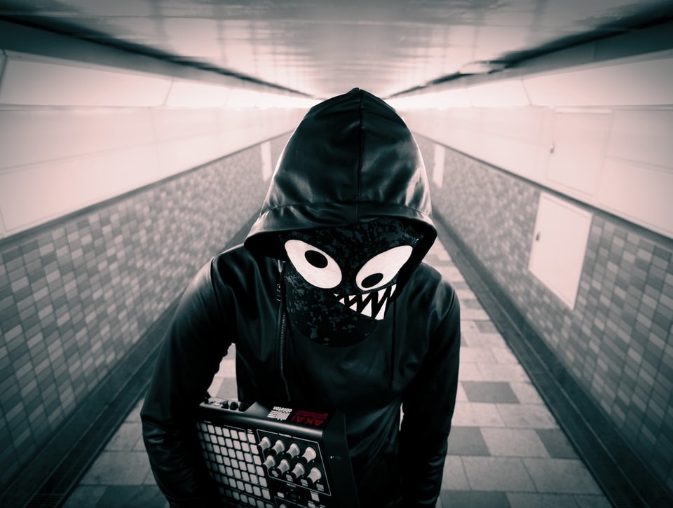 Naeleck featuring Bandee - Agaru | Hypebeast