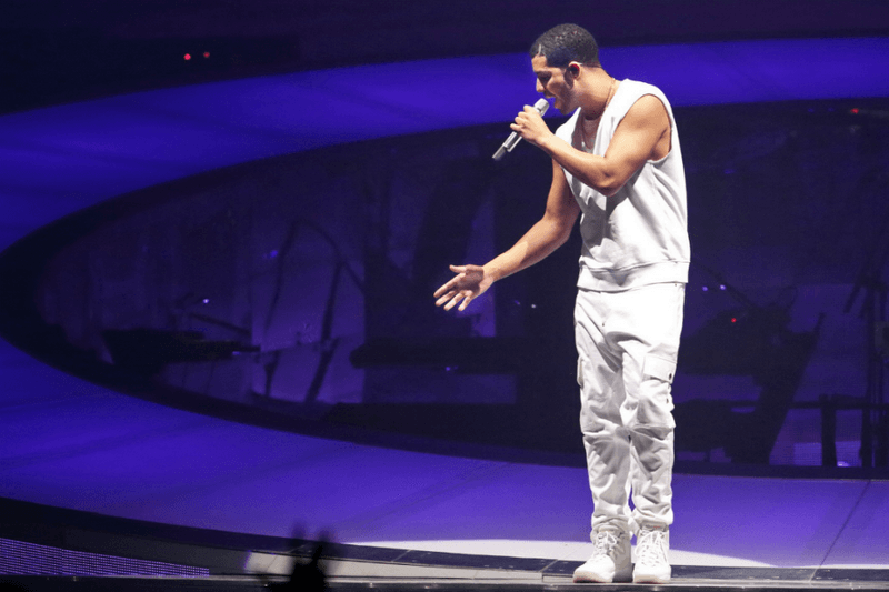 Drake Performs New Track "Call on Me" on UK Tour | Hypebeast