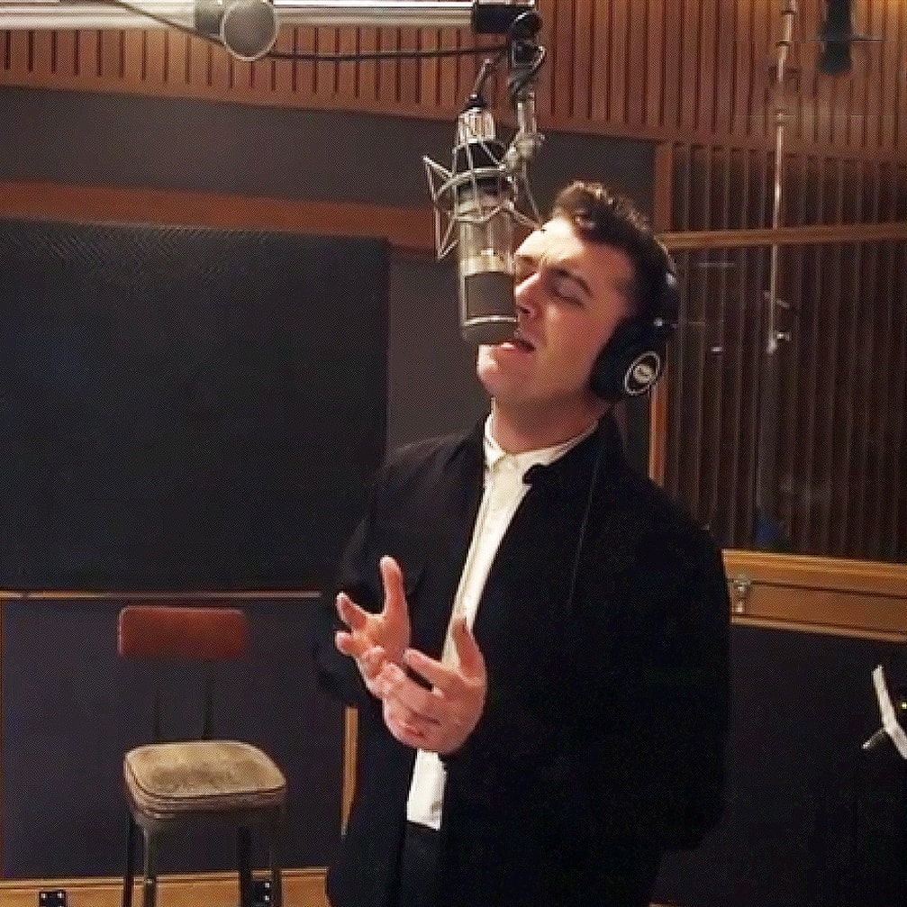 Sam Smith featuring John Legend - Lay Me Down (Red Nose Day 2015 ...