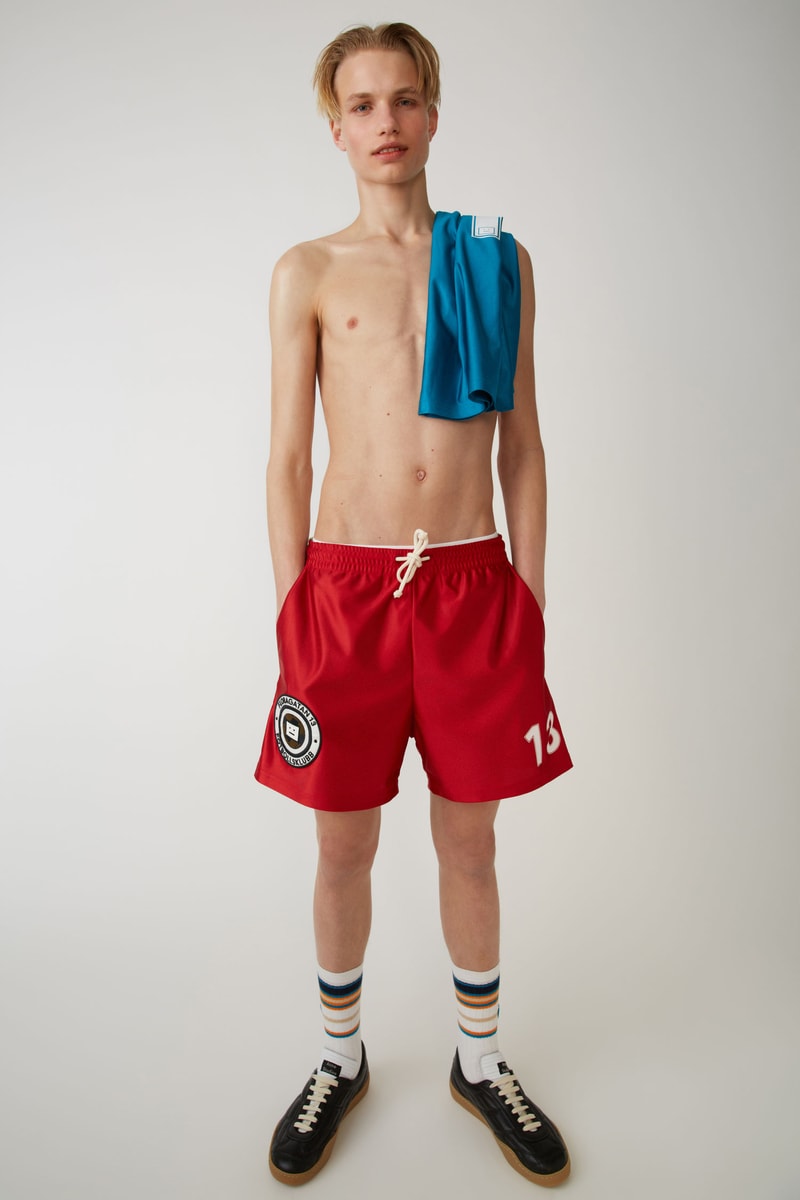 Acne Studios Dévoile Une Collection Football | Hypebeast