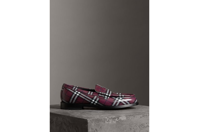 Gosha Rubchinskiy Et Burberry révèlent leur lookbook Automne Hiver ...