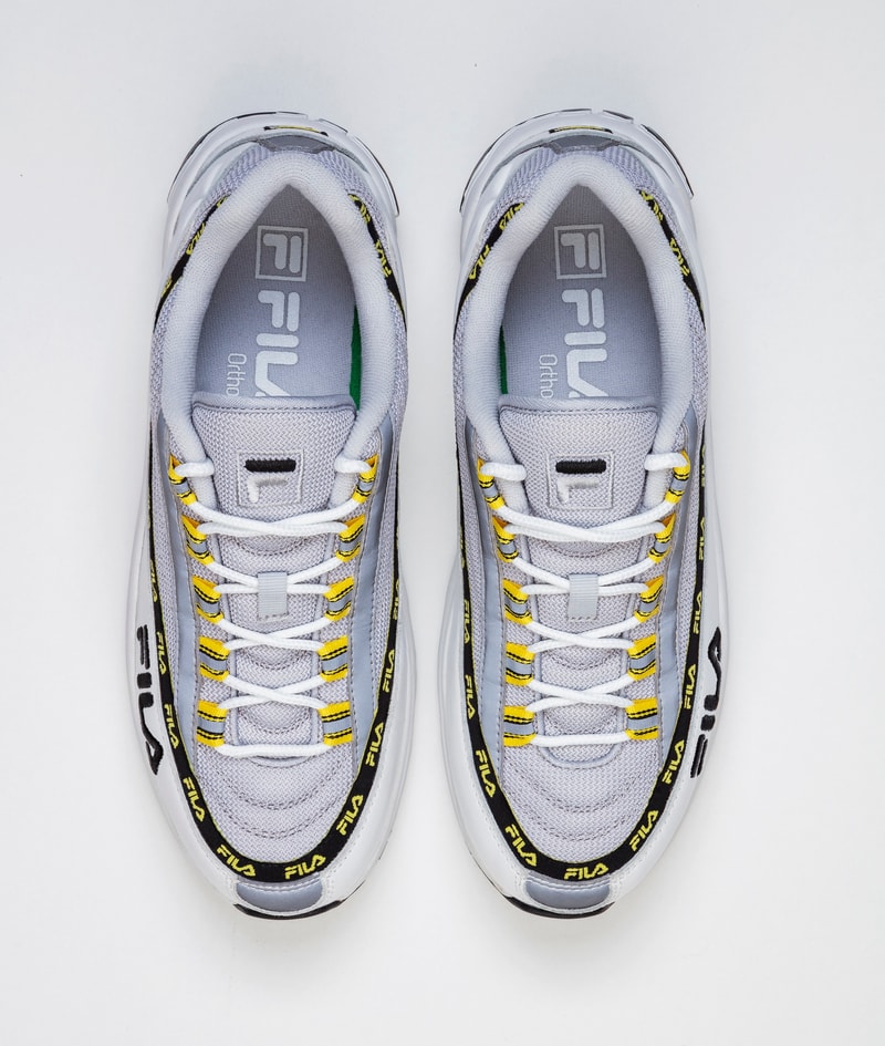 FILA Relance Une Sneaker Des Années 90 Et L'Accompagne D'Une Série De ...