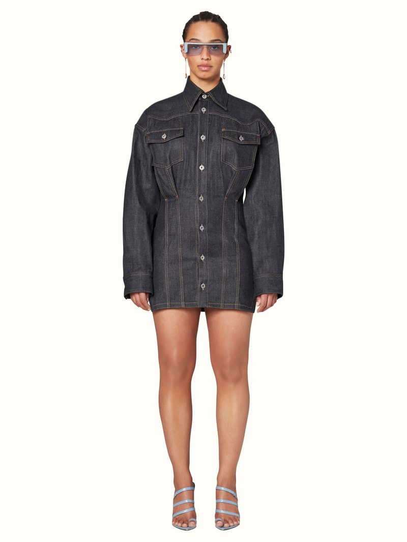 Rihanna présente sa première collection Fenty chez Louis Vuitton ...