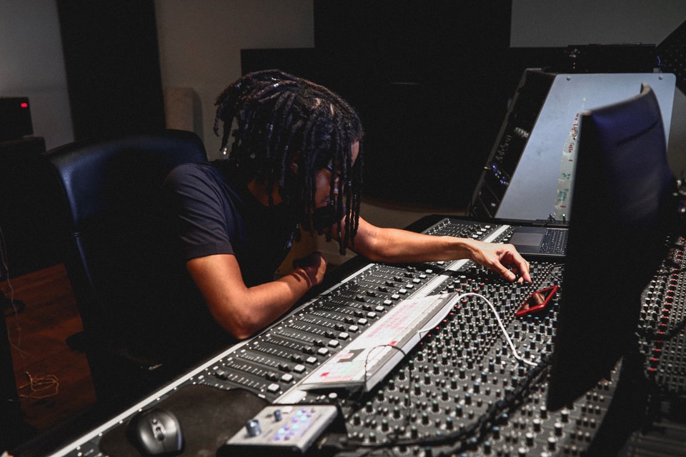 Studio Visite : Diabi, l'architecte | Hypebeast