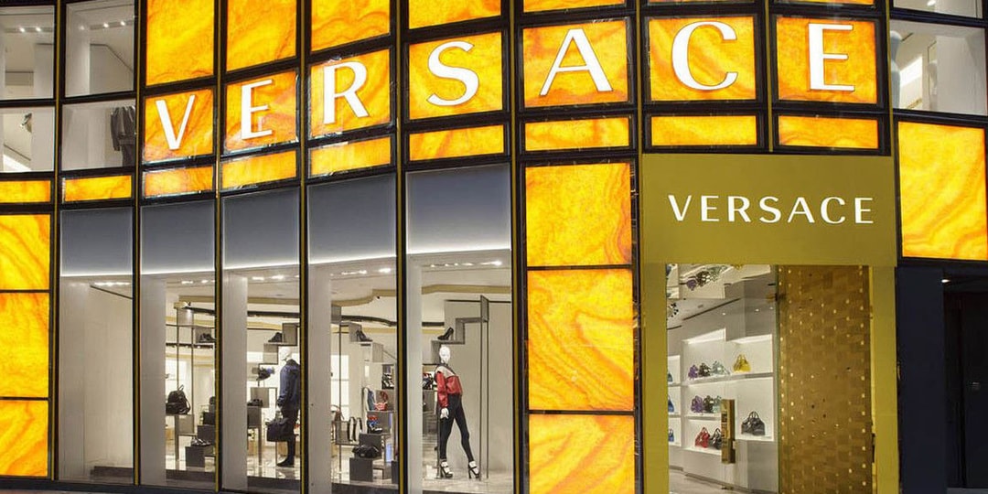 Versace Givenchy Coach Accusés Daffront à La Chine Ils Sexcusent