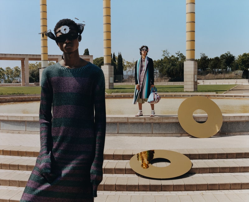 LOEWE : Le lookbook de la collection Printemps/Eté 2020 se dévoile ...