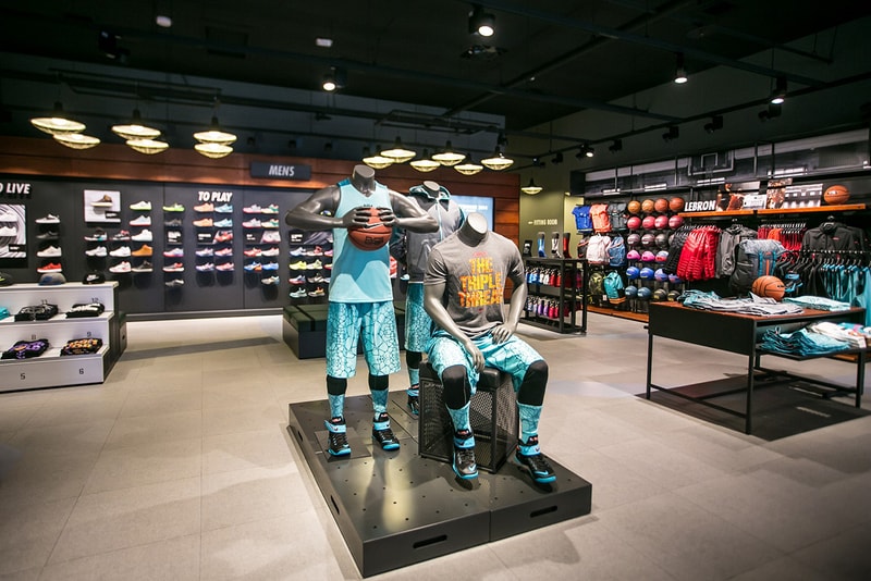 微笑逢甲 Nike 台中旗舰店开幕 | Hypebeast