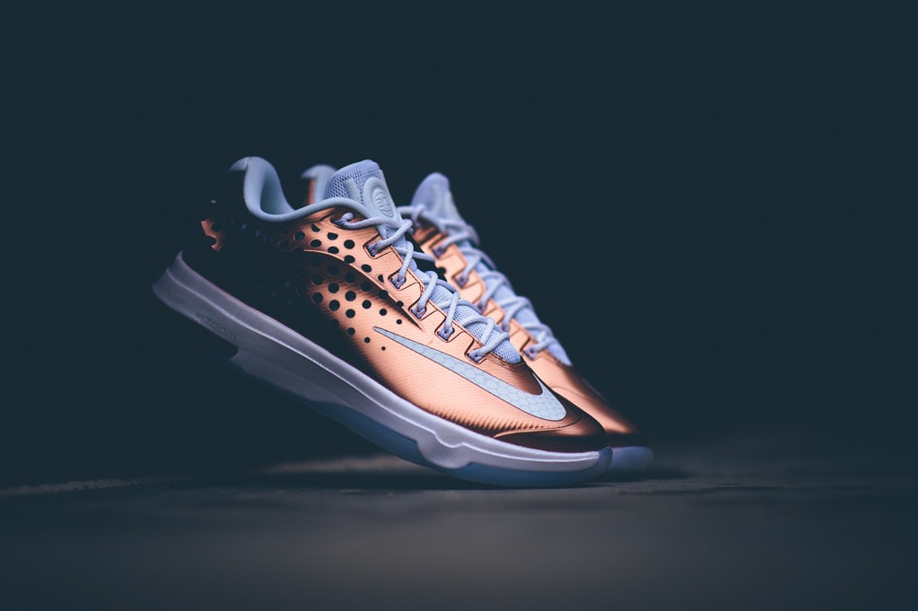 近赏 Nike KD7 Elite「EYBL」别注配色 | Hypebeast
