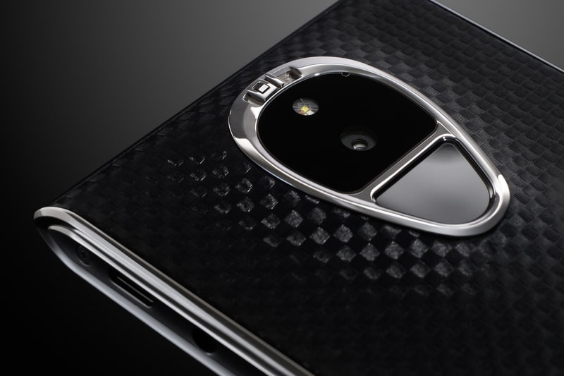 Sirin Lab 打造「史上最安全手机」Solarin | Hypebeast