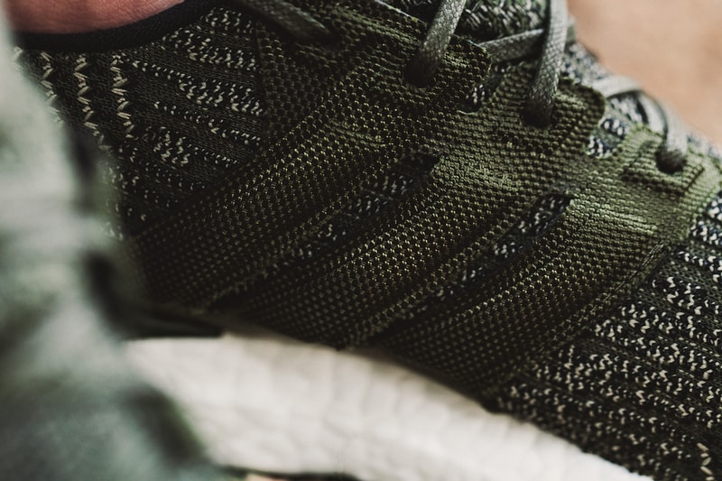 近赏 adidas UltraBOOST 3.0 三月全新配色「Olive」 | Hypebeast