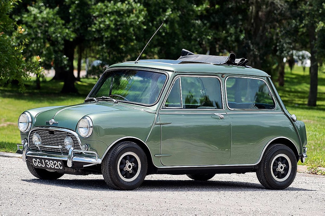 Paul McCartney 曾拥有的 1965 年 Mini Cooper S DeVille 将进行拍卖 | Hypebeast