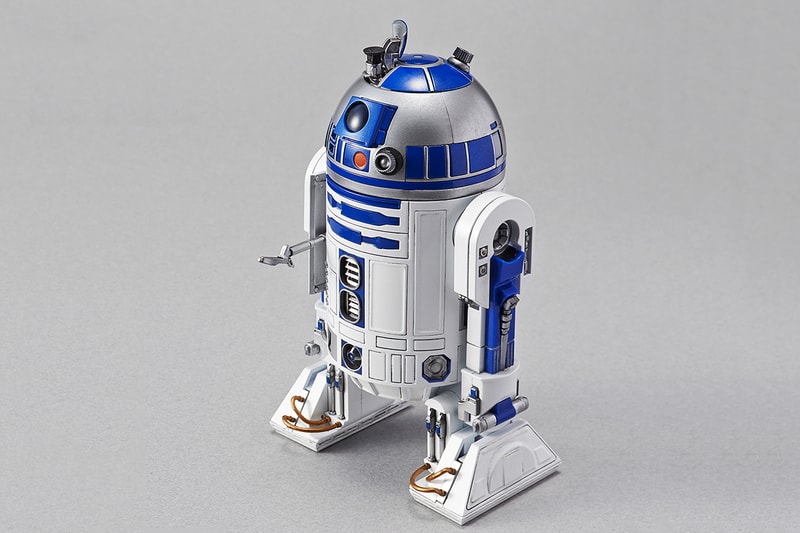 BANDAI 推出《Star Wars》R2-D2 ROCKET BOOSTER Ver. 组装模型 | Hypebeast
