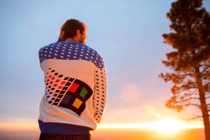 Microsoft Softwear-微软推出 Windows 95 怀旧标志图案毛衣 | Hypebeast Microsoft Softwear-微软推出 Windows 95 怀旧标志图案毛衣 | Hypebeast