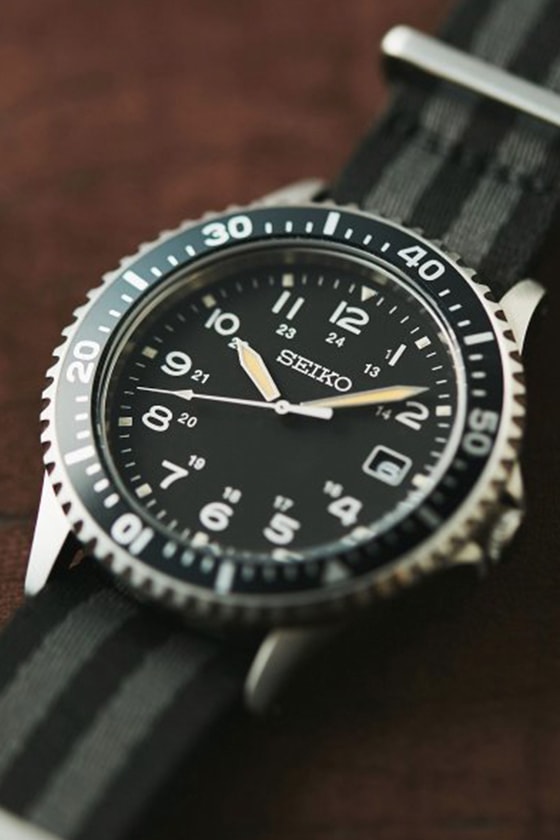 Seiko x nano・universe 携手打造别注复古潜水军表 | Hypebeast