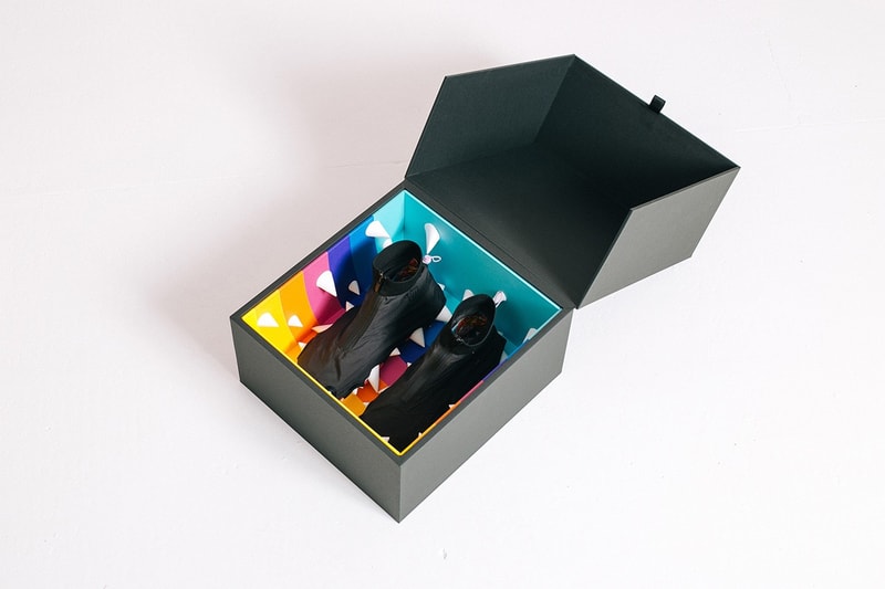 全球仅三双 − Mr. Bailey 将村上隆经典作品打造为全新别注鞋款 | Hypebeast