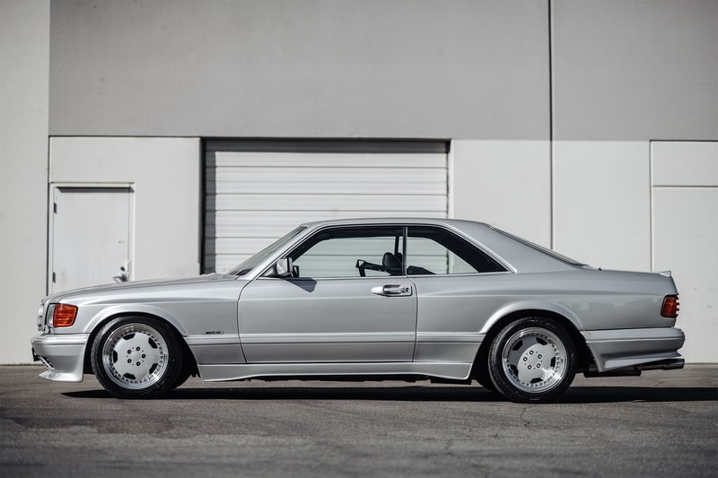极罕 1989 年式样 Mercedes-Benz 560 SEC AMG 6.0 Widebody 即将展开拍卖 | Hypebeast