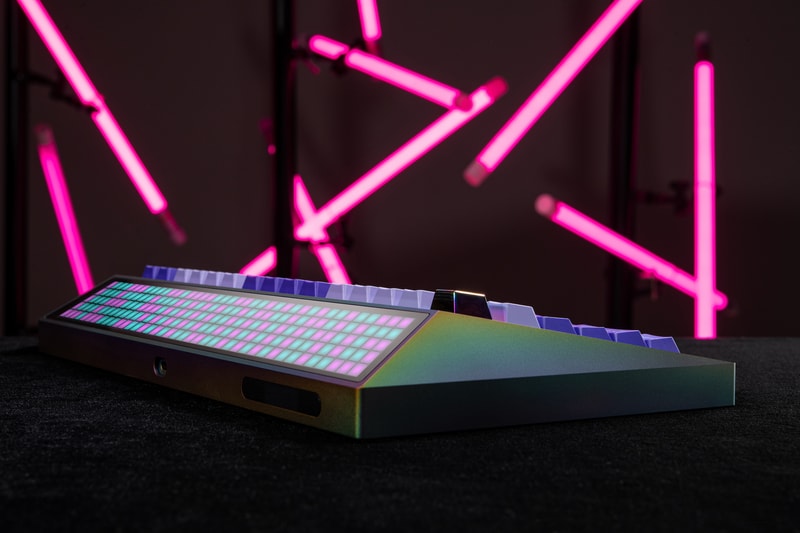 Angry Miao 发布 CYBERBOARD 系列新品 Le Smoking | Hypebeast