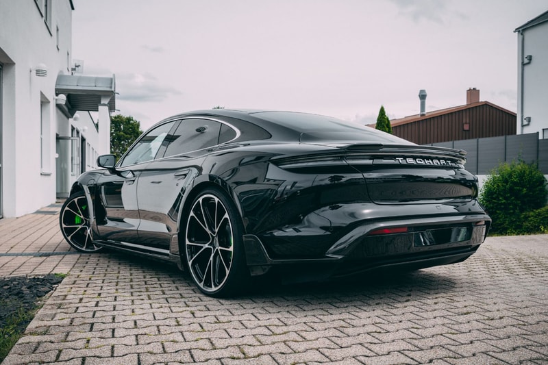 TECHART 打造 Porsche Taycan 全新碳纤维套件改装车型 | Hypebeast