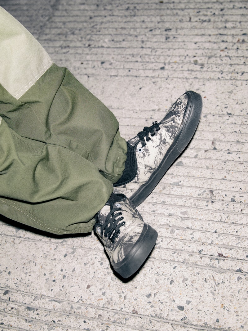 VANS x HUATUNAN 发布虎年联名系列 Lookbook | Hypebeast