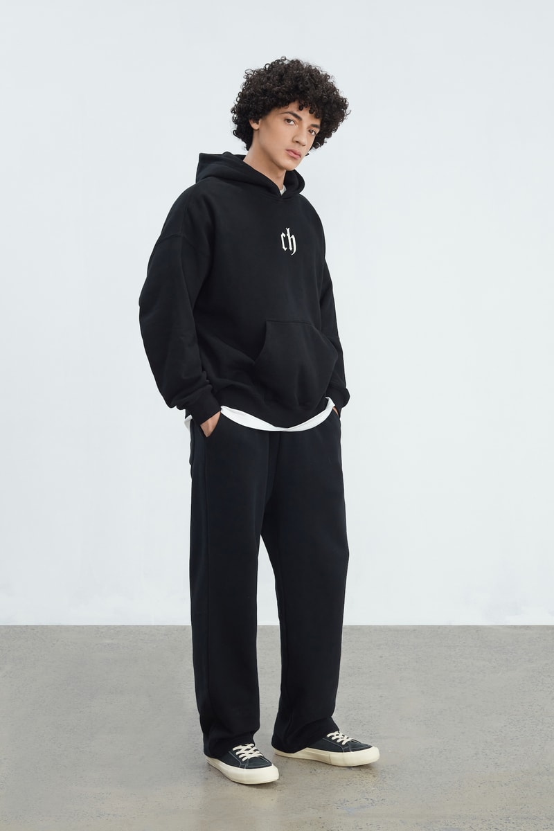 CHINISM 释出经典卫衣系列全新造型特辑 | Hypebeast