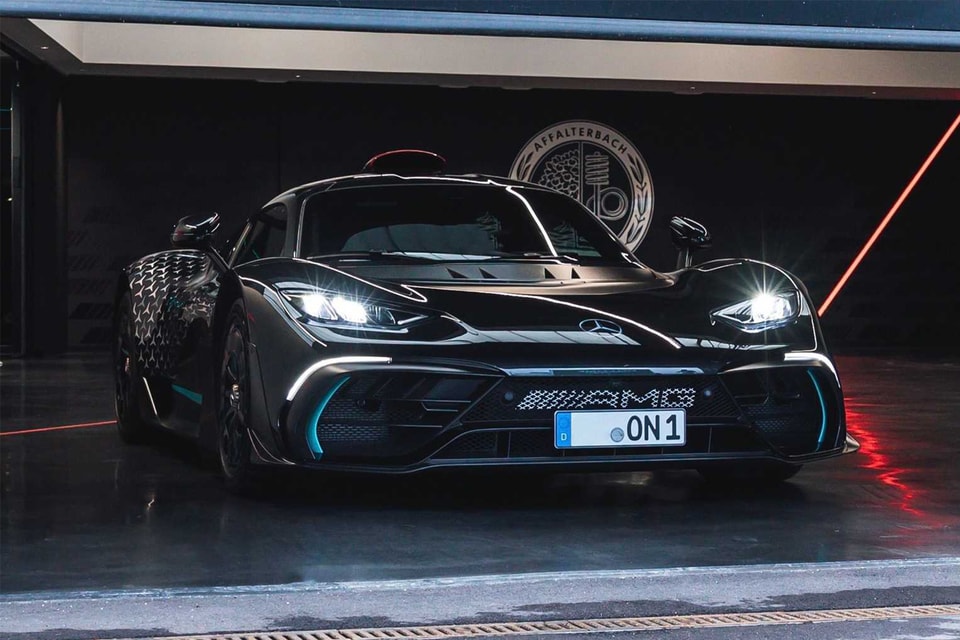 全球首辆千匹马力终极街车 Mercedes-AMG One 正式展开交付 | Hypebeast