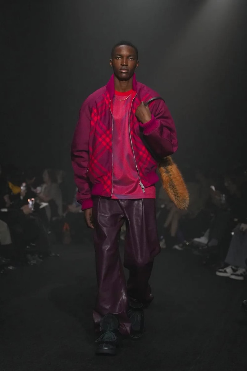 Daniel Lee 执掌 Burberry ⾸个 2023 秋冬时装系列大秀正式登场 | Hypebeast