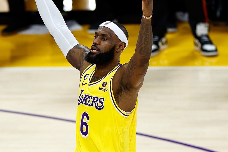 见证历史！LeBron James 正式加冕 NBA 历史得分王 | Hypebeast