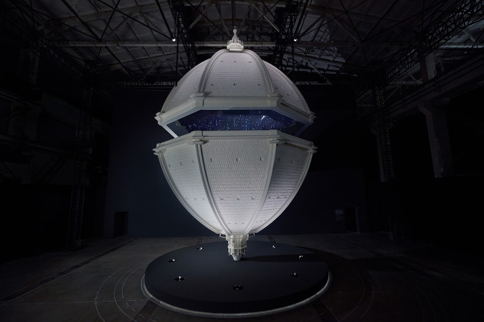 Gucci held Gucci Cosmos "Universal Gucci" collection exhibition in ...