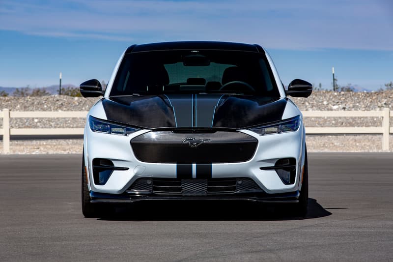 Shelby 首款电能车型 Mach-E GT SUV 推出全新限量改装版本 | Hypebeast