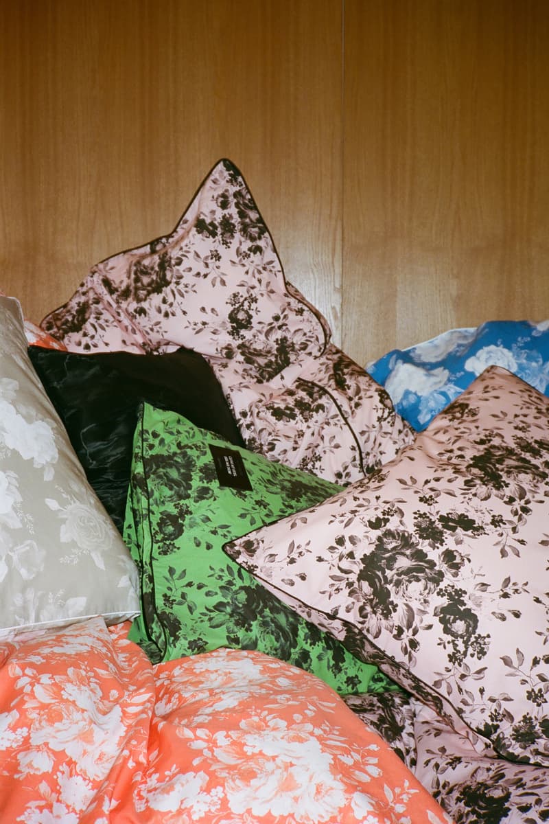 Magniberg 携手英国设计师 Jonathan Saunders 打造联名系列 | Hypebeast