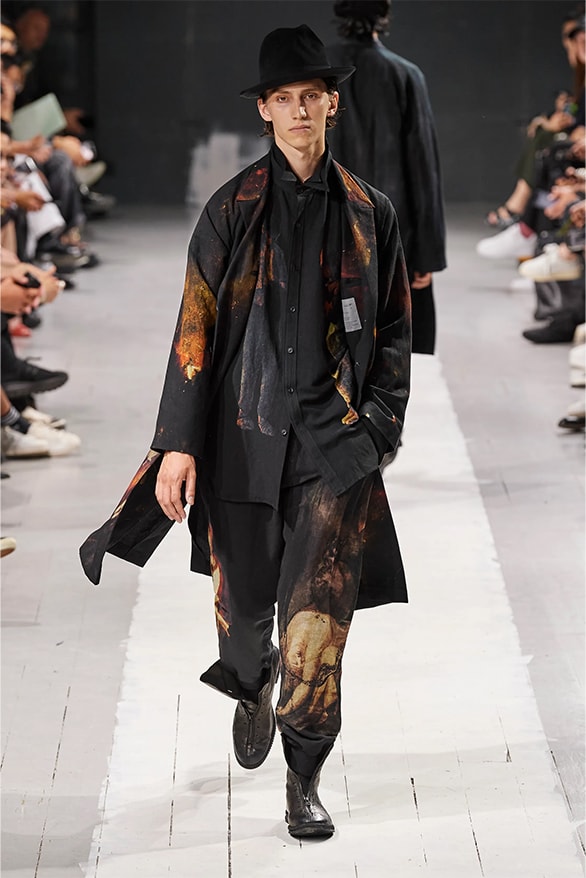 Yohji Yamamoto 正式发布2024 春夏男装系列大秀 | Hypebeast