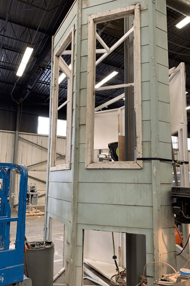 Kanye West 试听会《Donda》童年居所展开拍卖 | Hypebeast